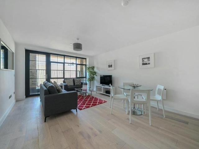 For Rent 2 Bedroom Apartment London London DS99684438