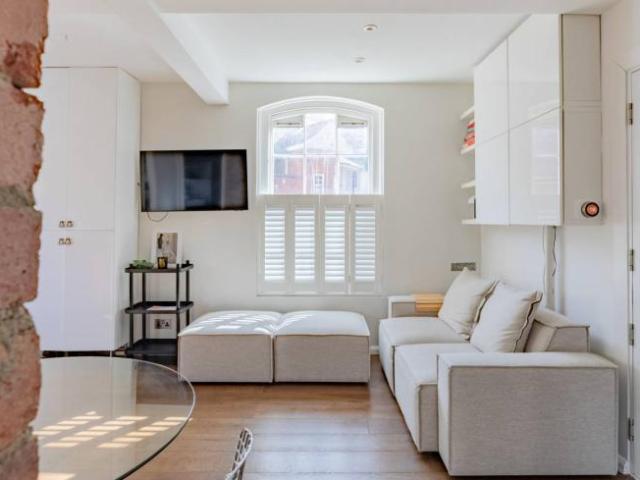 For Rent 2 Bedroom Apartment London London DS99798638