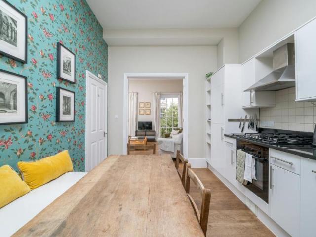 For Rent 2 Bedroom Apartment London London DS99828653