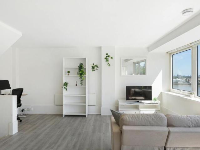 For Rent 2 Bedroom Apartment London London DS100716980