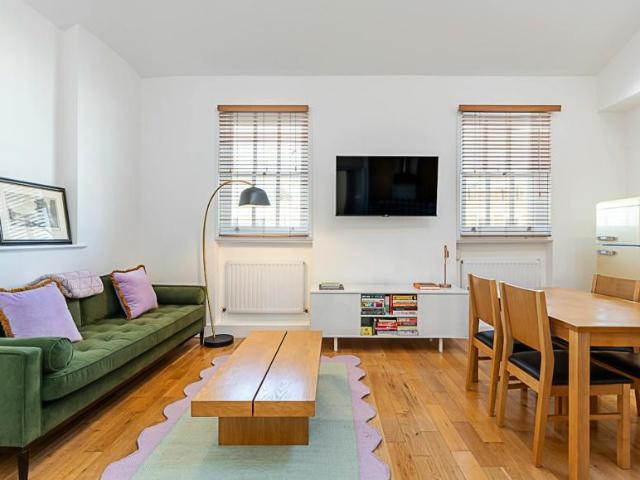 For Rent 2 Bedroom Apartment London London DS100944600