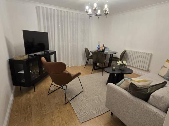 For Rent 2 Bedroom Apartment London London DS100234330