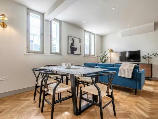 For Rent 2 Bedroom Apartment London London DS100333610