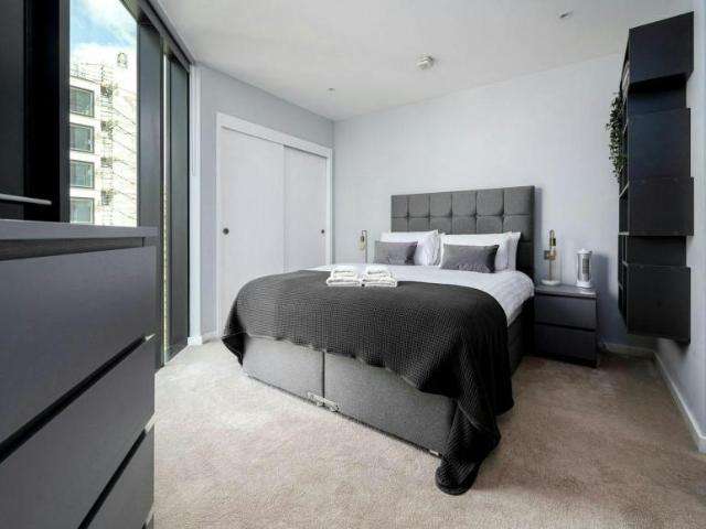 For Rent 2 Bedroom Apartment London London DS101587791