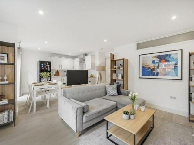 For Rent 2 Bedroom Apartment London London DS101648984