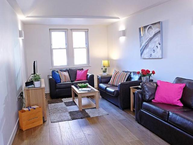 For Rent 2 Bedroom Apartment London London DS101671986
