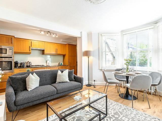For Rent 2 Bedroom Apartment London London DS101728068