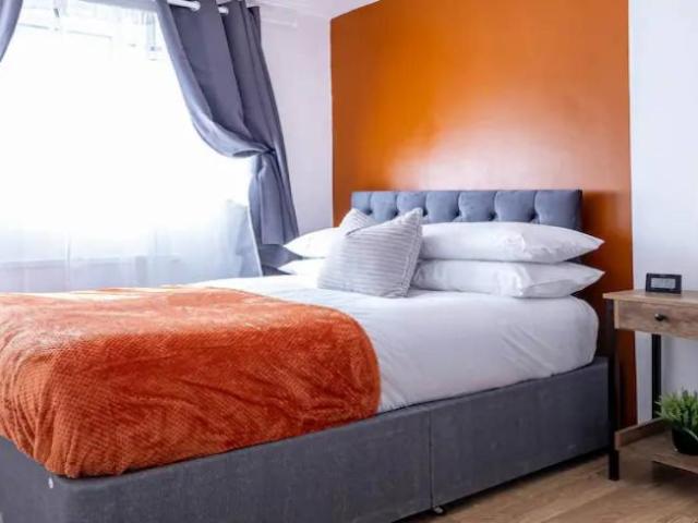 For Rent 2 Bedroom Apartment London London DS101736982