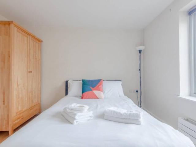 For Rent 2 Bedroom Apartment London London DS101761758
