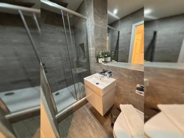 For Rent 2 Bedroom Apartment London London DS101805347