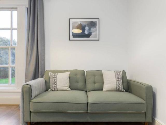 For Rent 2 Bedroom Apartment London London DS101809533