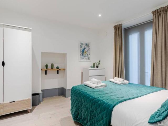 For Rent 2 Bedroom Apartment London London DS101815412