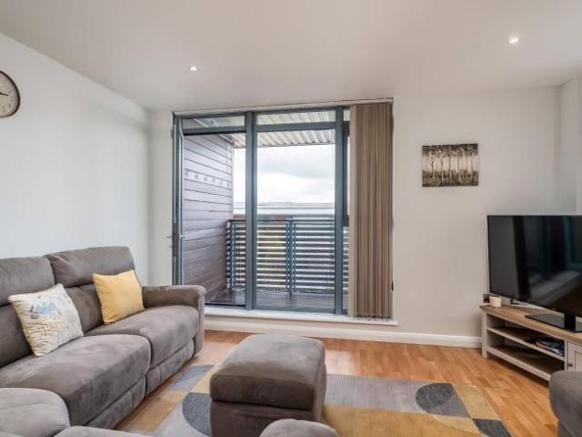 For Rent 2 Bedroom Apartment London London DS101816583