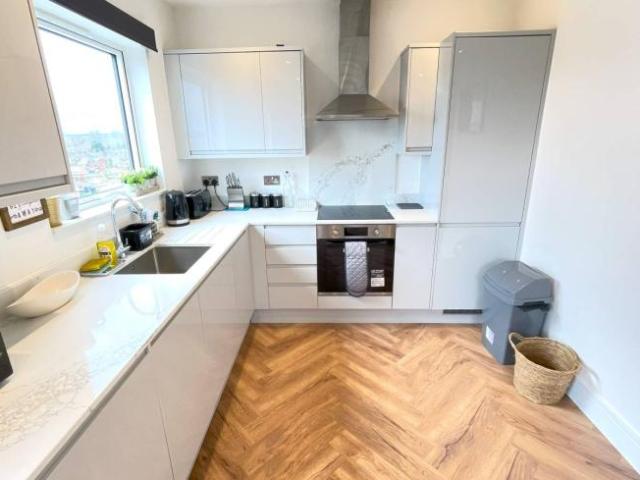 For Rent 2 Bedroom Apartment London London DS101820113