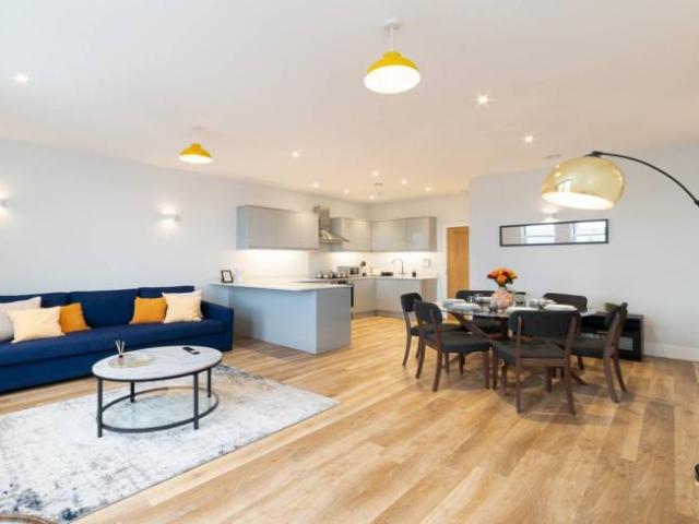 For Rent 2 Bedroom Apartment London London DS101821876