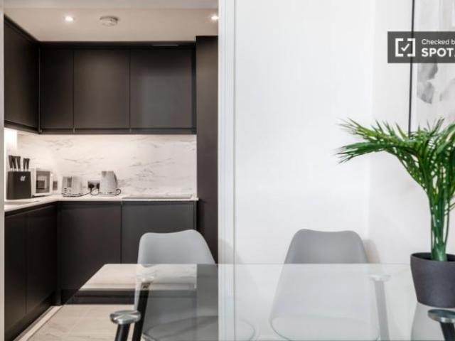 For Rent 2 Bedroom Apartment London London DS101821037