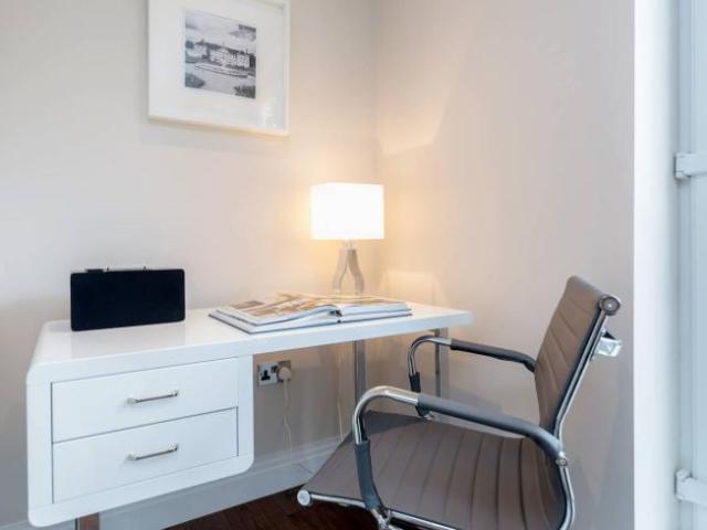 For Rent 2 Bedroom Apartment London London DS101834603