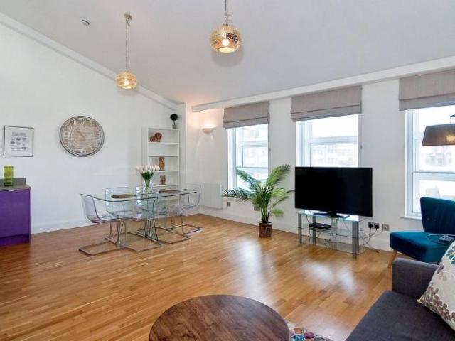 For Rent 2 Bedroom Apartment London London DS101837761
