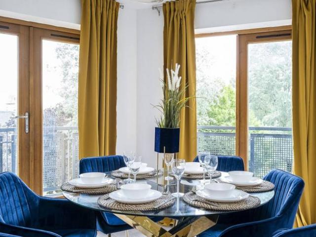 For Rent 2 Bedroom Apartment London London DS101837830