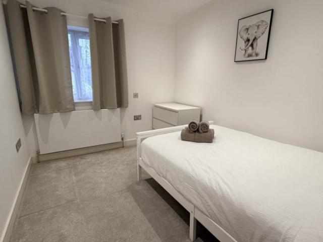 For Rent 2 Bedroom Apartment London London DS101838404