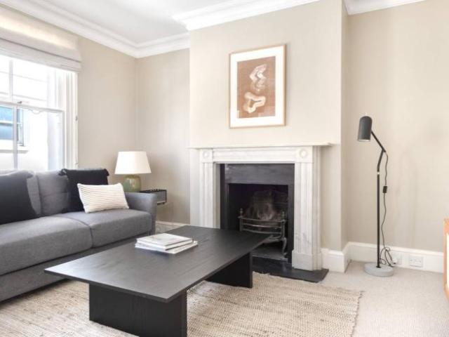 For Rent 2 Bedroom Apartment London London DS101846479