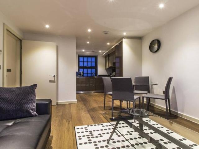For Rent 2 Bedroom Apartment London London DS101846964