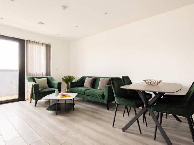 For Rent 2 Bedroom Apartment London London DS101849570