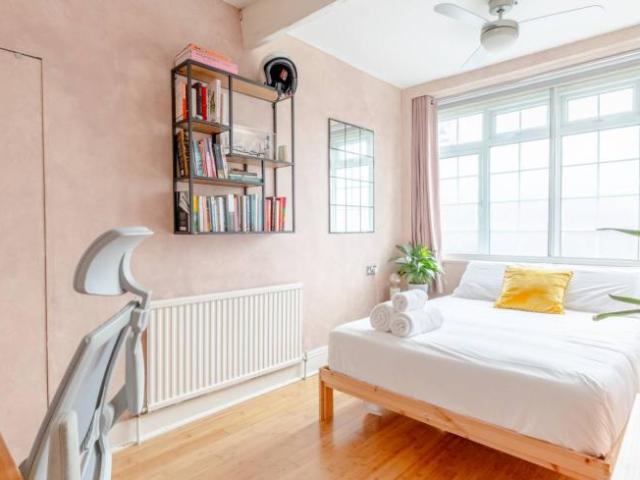 For Rent 2 Bedroom Apartment London London DS101851555