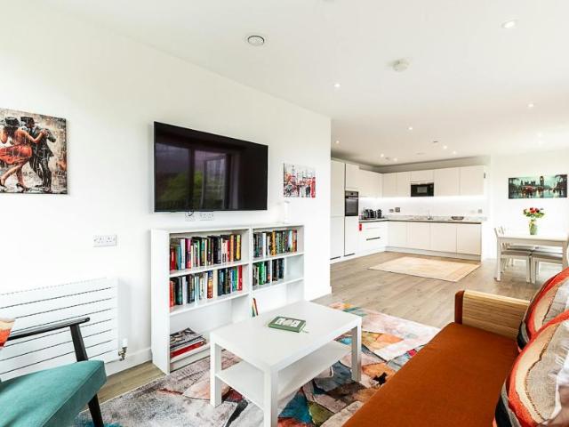 For Rent 2 Bedroom Apartment London London DS101189603