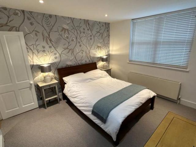 For Rent 2 Bedroom Apartment London London DS102720034