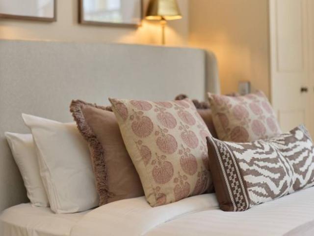 For Rent 2 Bedroom Apartment London London DS102755678