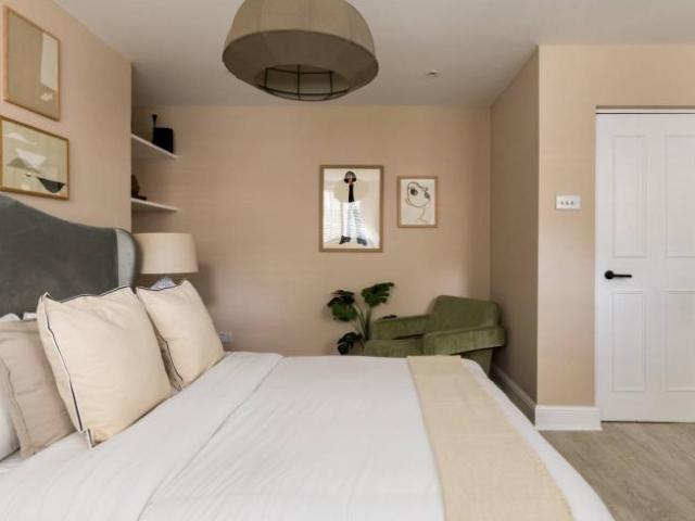 For Rent 2 Bedroom Apartment London London DS102755684