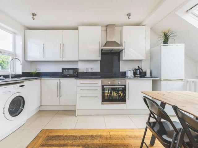 For Rent 2 Bedroom Apartment London London DS102952917