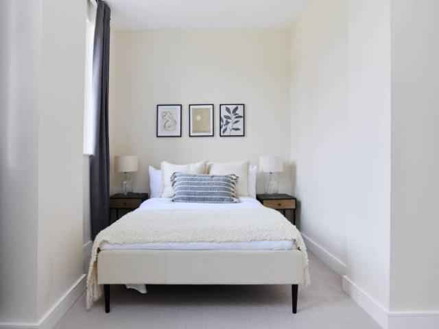 For Rent 2 Bedroom Apartment London London DS102249304