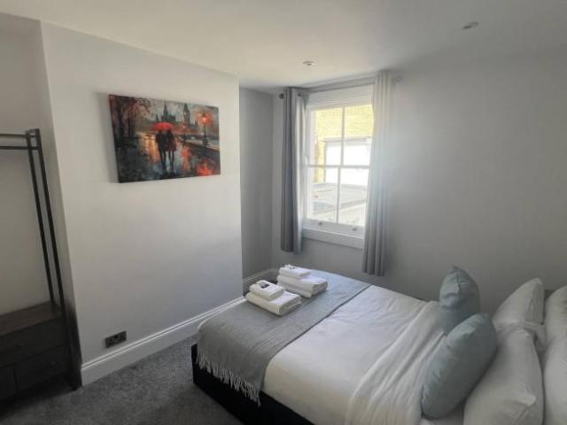 For Rent 2 Bedroom Apartment London London DS103094014