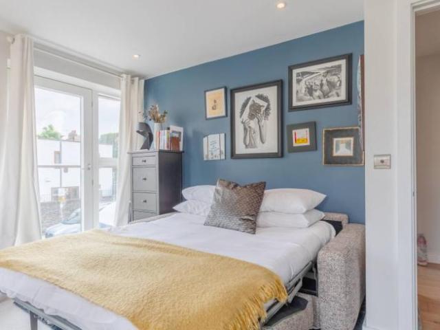 For Rent 2 Bedroom Apartment London London DS103217938