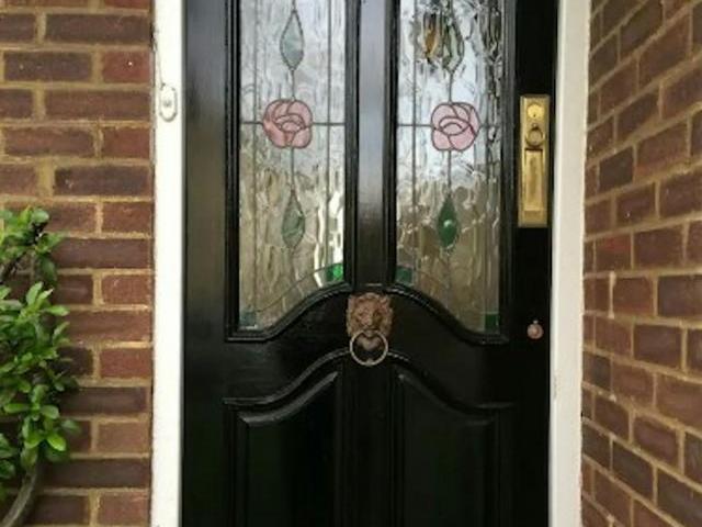 For Rent 2 Bedroom Apartment Sutton Sutton DS86848985