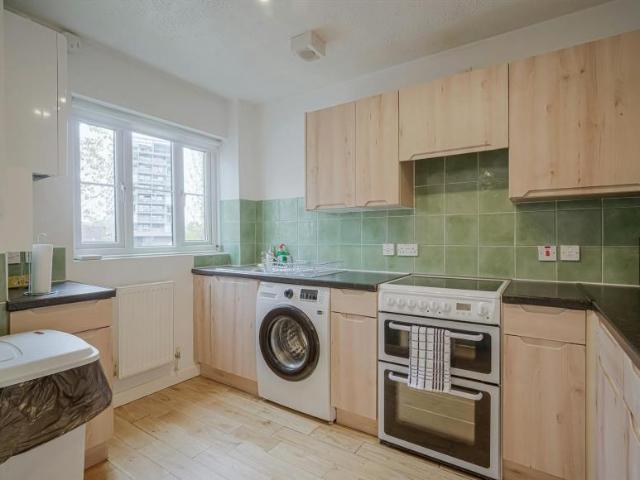 For Rent 2 Bedroom Apartment Salford Salford DLS102952910