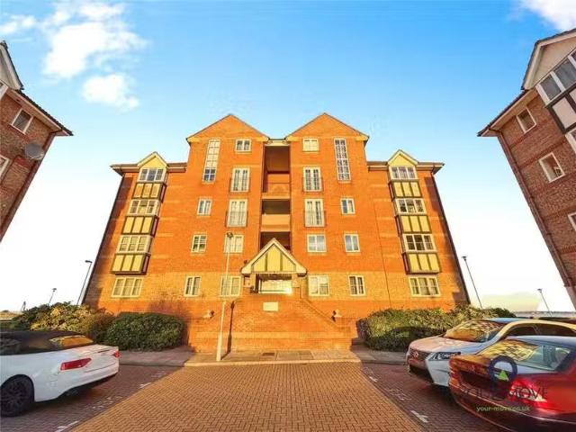 New 2 bedroom Flat to rent, Chandlers Drive, Erith, DA8 £1,50.