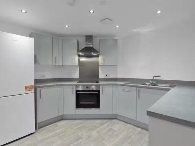 Cozy 2 bedroom flat for rent in Watanabe Cruik, South Queensfe.