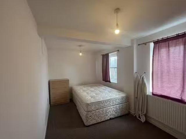 Nice 2 bedroom flat for rent in Burgate Lane, CT1