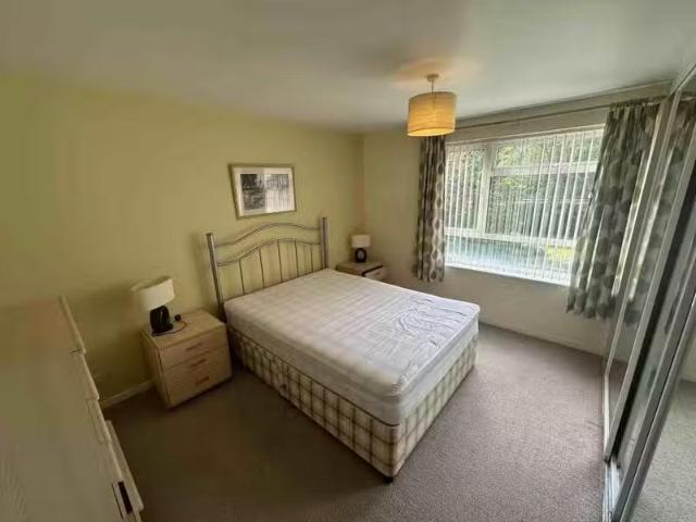 Nice 2 bedroom flat for rent in Hindon Square, Edgbaston, B15