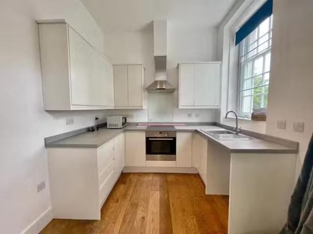 New 2 bedroom flat for rent in Kempthorne House, 8 Union Close.