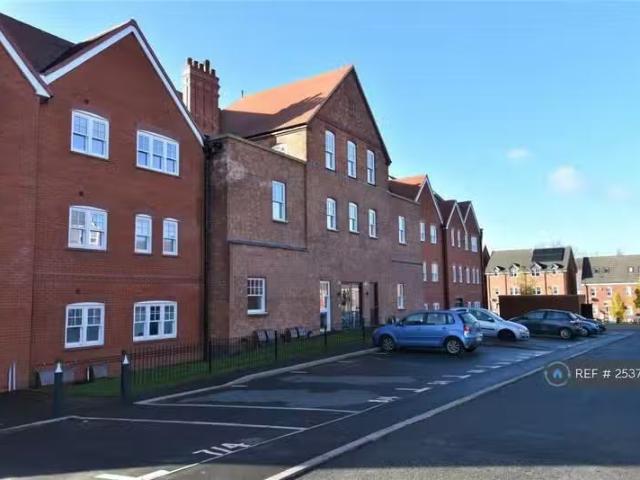 Unique 2 bedroom flat for rent in Macniece Close, Birmingham.