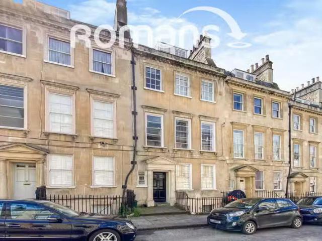 Deal! 2 bedroom flat for rent in Rivers Street, Bath, Somerset.