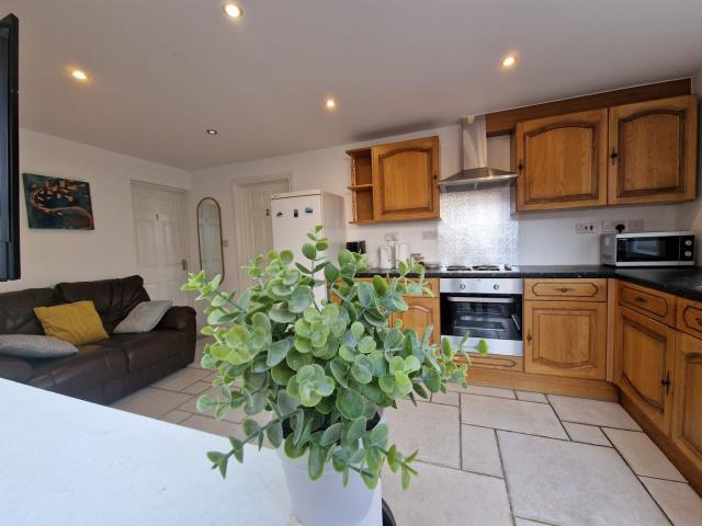 For Rent 2 Bedroom House Coventry Coventry DLS72237984