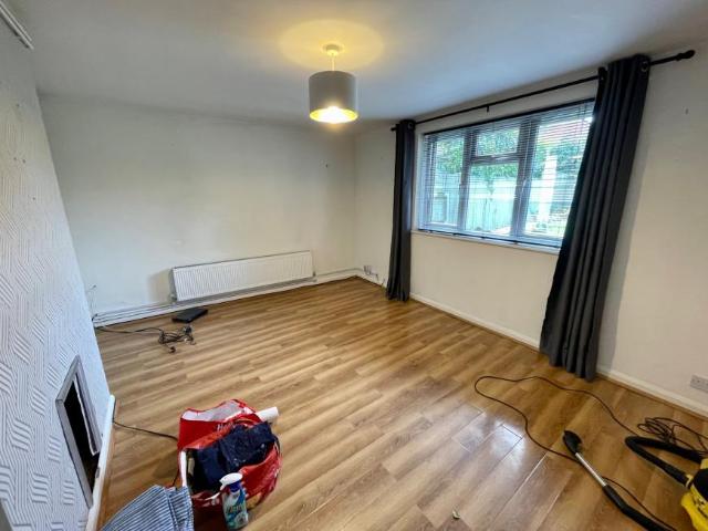For Rent 2 Bedroom House Coleshill West Midlands DS102085831