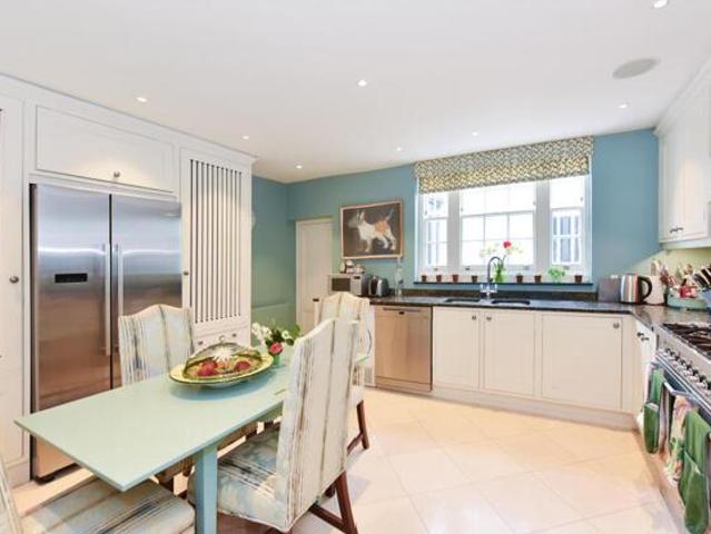 For Rent 2 Bedroom House Londres Great London DLS100389214