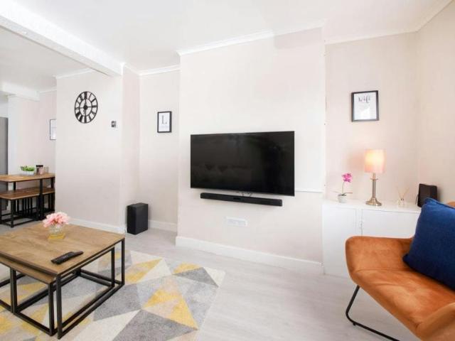For Rent 2 Bedroom House Liverpool Liverpool DLS101587860