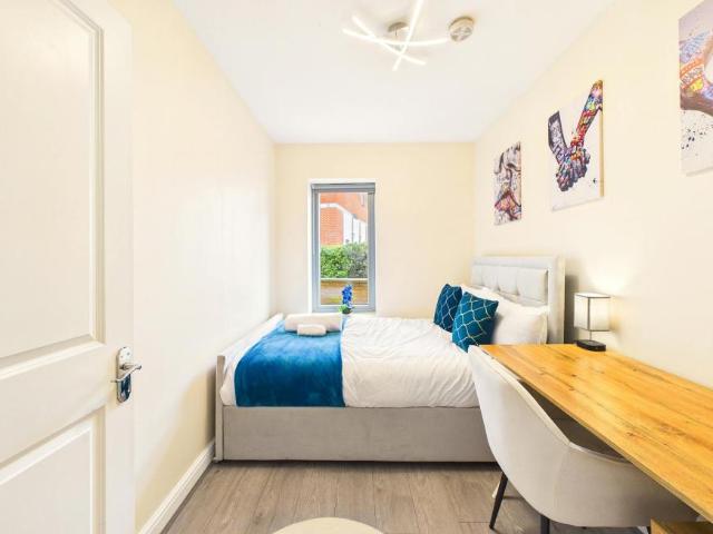 For Rent 2 Bedroom House Watford Watford DS103179952